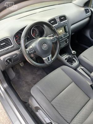 Grey Volkswagen Golf 2011 in Utena, with an engine capacity of 1.60 L and mileage of 220 thousand km for 4500 €, photo 7 on AUTOMOTO.COM.LV