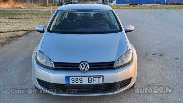 Pelēks Volkswagen Golf 2011 Tallina, ar dzinēja tilpumu 1.20 L un nobraukumu 107 tūkst. km par 4490 €, foto 1 vietnē AUTOMOTO.COM.LV