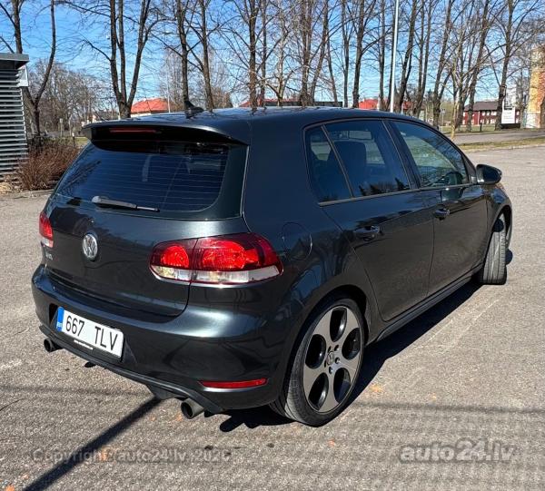 Pelēks Volkswagen Golf 2011 Tallina, ar dzinēja tilpumu 2.00 L un nobraukumu 211 tūkst. km par 8999 €, foto 3 vietnē AUTOMOTO.COM.LV