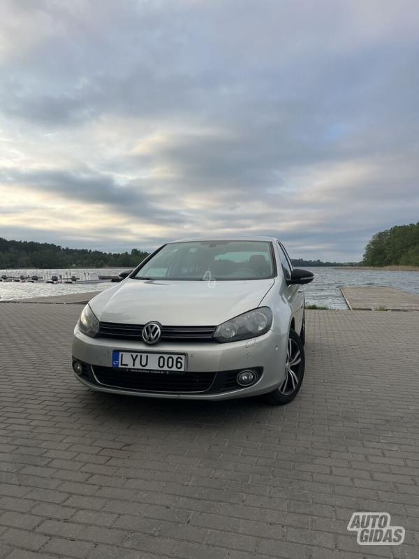 Grey Volkswagen Golf 2011 in Trakai, with an engine capacity of 1.60 L and mileage of 232 thousand km for 4300 €, photo 2 on AUTOMOTO.COM.LV