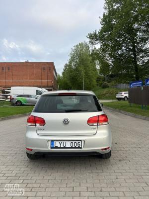 Grey Volkswagen Golf 2011 in Trakai, with an engine capacity of 1.60 L and mileage of 232 thousand km for 4300 €, photo 5 on AUTOMOTO.COM.LV