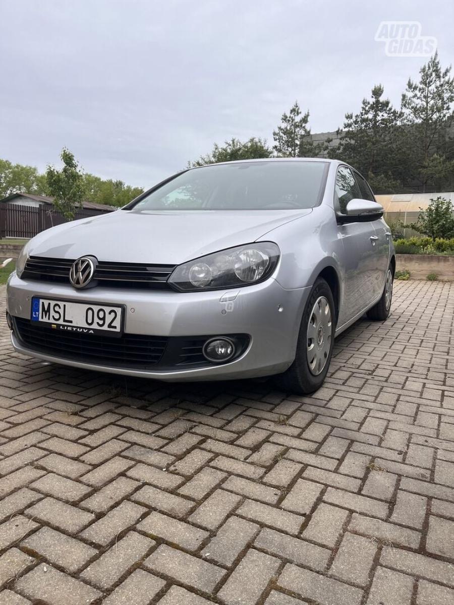 Grey Volkswagen Golf 2011 in Siauliai, with an engine capacity of 1.60 L and mileage of 256 thousand km for 3600 €, photo 4 on AUTOMOTO.COM.LV