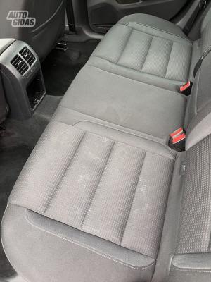 Grey Volkswagen Golf 2011 in Siauliai, with an engine capacity of 1.60 L and mileage of 256 thousand km for 3600 €, photo 13 on AUTOMOTO.COM.LV