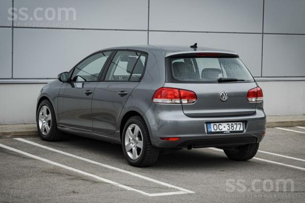 Pelēks Volkswagen Golf 2011 Rīga, ar dzinēja tilpumu 1.60 L un nobraukumu 0 tūkst. km par 5500 €, foto 6 vietnē AUTOMOTO.COM.LV