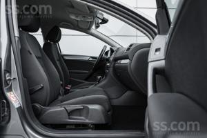 Grey Volkswagen Golf 2011 in Riga, with an engine capacity of 1.60 L and mileage of 0 thousand km for 5500 €, photo 10 on AUTOMOTO.COM.LV