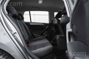 Grey Volkswagen Golf 2011 in Riga, with an engine capacity of 1.60 L and mileage of 0 thousand km for 5500 €, photo 13 on AUTOMOTO.COM.LV