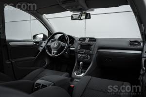 Grey Volkswagen Golf 2011 in Riga, with an engine capacity of 1.60 L and mileage of 0 thousand km for 5500 €, photo 14 on AUTOMOTO.COM.LV