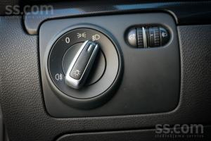 Pelēks Volkswagen Golf 2011 Rīga, ar dzinēja tilpumu 2.00 L un nobraukumu 333 tūkst. km par 4990 €, foto 14 vietnē AUTOMOTO.COM.LV