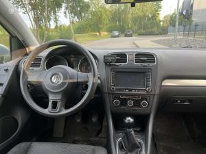 Pelēks Volkswagen Golf 2011 Kauņa, ar dzinēja tilpumu 1.60 L un nobraukumu 390 tūkst. km par 2400 €, foto 10 vietnē AUTOMOTO.COM.LV