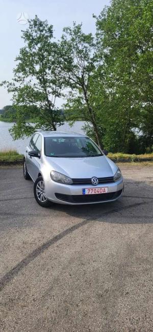 Pelēks Volkswagen Golf 2011 Elektrėnai, ar dzinēja tilpumu 1.20 L un nobraukumu 289 tūkst. km par 3600 €, foto  vietnē AUTOMOTO.COM.LV