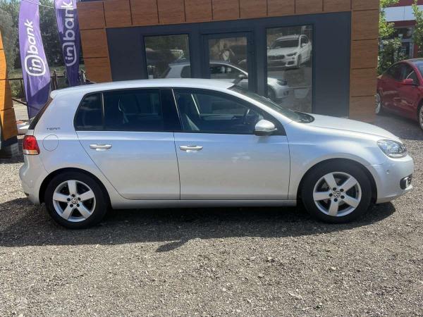 Pelēks Volkswagen Golf 2011 Kauņa, ar dzinēja tilpumu 1.60 L un nobraukumu 289 tūkst. km par 3350 €, foto 6 vietnē AUTOMOTO.COM.LV