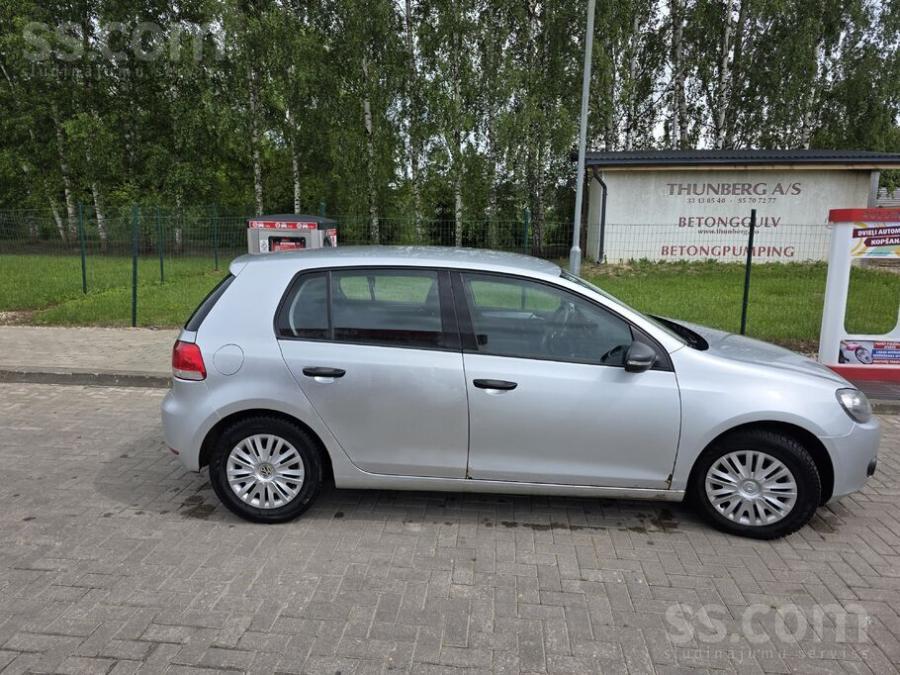 Pelēks Volkswagen Golf 2011 Rēzekne, ar dzinēja tilpumu 1.40 L un nobraukumu 332 tūkst. km par 2000 €, foto 15 vietnē AUTOMOTO.COM.LV