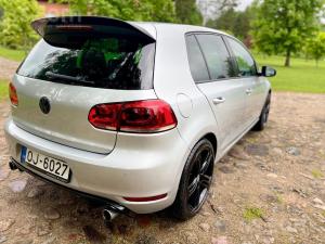 Pelēks Volkswagen Golf 2011 Cēsis, ar dzinēja tilpumu 2.00 L un nobraukumu 252 tūkst. km par 7500 €, foto 3 vietnē AUTOMOTO.COM.LV