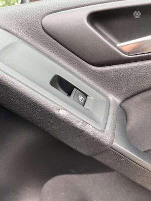 Pelēks Volkswagen Golf 2011 Šauļi, ar dzinēja tilpumu 1.60 L un nobraukumu 256 tūkst. km par 3300 €, foto 6 vietnē AUTOMOTO.COM.LV