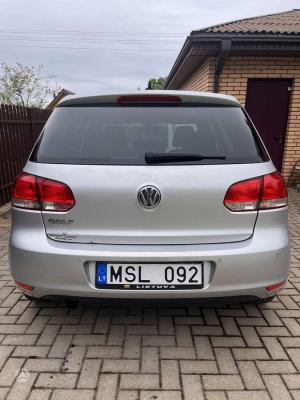 Pelēks Volkswagen Golf 2011 Šauļi, ar dzinēja tilpumu 1.60 L un nobraukumu 256 tūkst. km par 3300 €, foto 14 vietnē AUTOMOTO.COM.LV