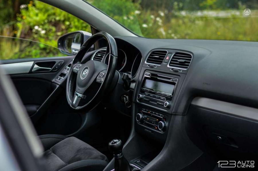 Pelēks Volkswagen Golf 2011 Kretinga, ar dzinēja tilpumu 2.00 L un nobraukumu 209 tūkst. km par 6350 €, foto 14 vietnē AUTOMOTO.COM.LV