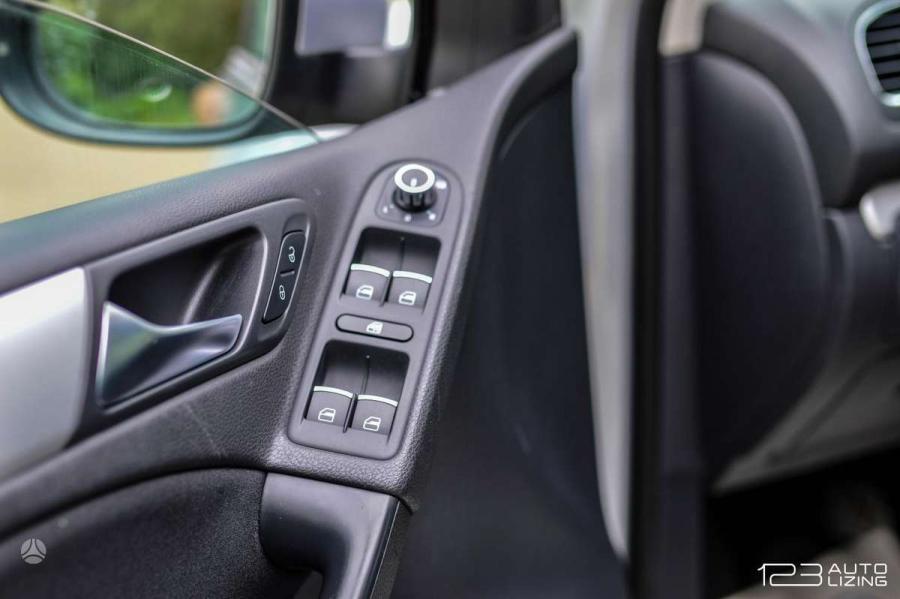 Pelēks Volkswagen Golf 2011 Kretinga, ar dzinēja tilpumu 2.00 L un nobraukumu 209 tūkst. km par 6350 €, foto 17 vietnē AUTOMOTO.COM.LV