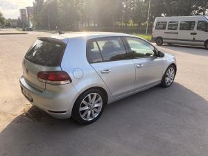 Pelēks Volkswagen Golf 2011 Klaipėda, ar dzinēja tilpumu 2.00 L un nobraukumu 128 tūkst. km par 5500 €, foto  vietnē AUTOMOTO.COM.LV