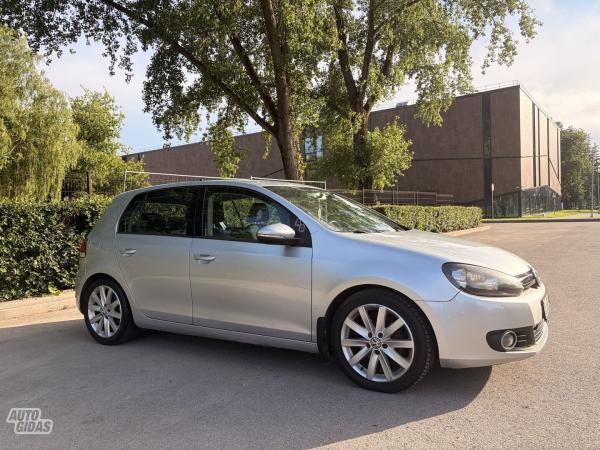 Pelēks Volkswagen Golf 2011 Klaipėda, ar dzinēja tilpumu 2.00 L un nobraukumu 128 tūkst. km par 5500 €, foto 2 vietnē AUTOMOTO.COM.LV