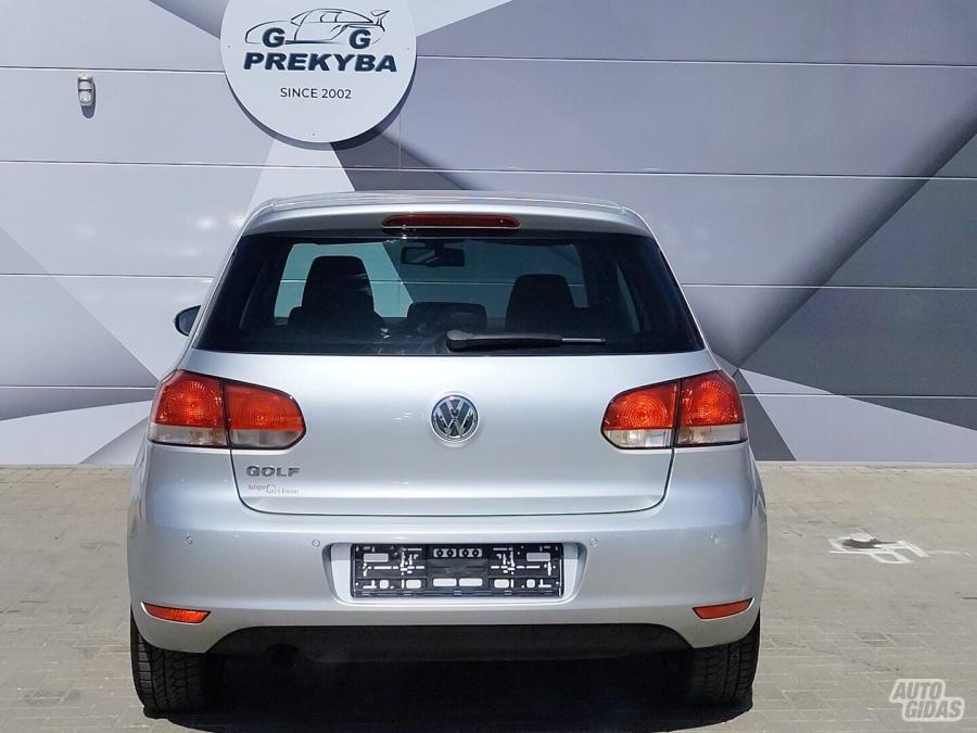 Grey Volkswagen Golf 2011 in Ramuciai, with an engine capacity of 1.60 L and mileage of 214 thousand km for 4350 €, photo 9 on AUTOMOTO.COM.LV