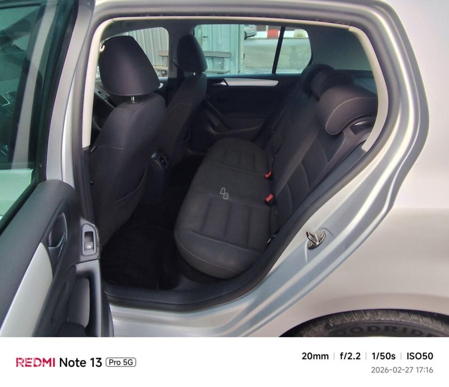Grey Volkswagen Golf 2011 in Ramuciai, with an engine capacity of 1.60 L and mileage of 214 thousand km for 4350 €, photo 21 on AUTOMOTO.COM.LV