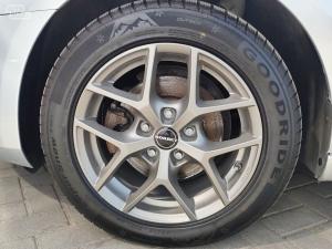 Grey Volkswagen Golf 2011 in Ramuciai, with an engine capacity of 1.60 L and mileage of 214 thousand km for 4350 €, photo 25 on AUTOMOTO.COM.LV