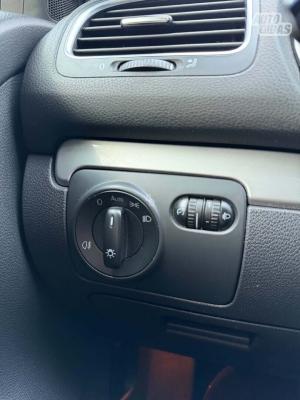 Pelēks Volkswagen Golf 2011 Kauņa, ar dzinēja tilpumu 1.60 L un nobraukumu 251 tūkst. km par 4500 €, foto 13 vietnē AUTOMOTO.COM.LV
