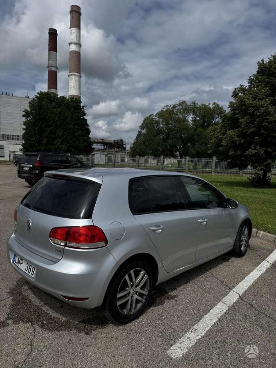 Pelēks Volkswagen Golf 2011 Kauņa, ar dzinēja tilpumu 1.60 L un nobraukumu 310 tūkst. km par 4500 €, foto 7 vietnē AUTOMOTO.COM.LV