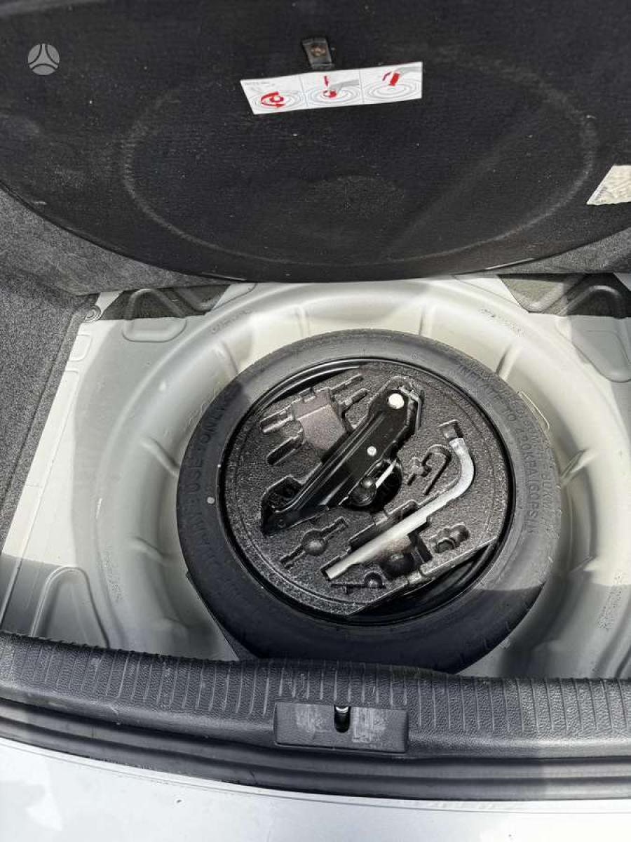 Pelēks Volkswagen Golf 2011 Kauņa, ar dzinēja tilpumu 1.60 L un nobraukumu 310 tūkst. km par 4500 €, foto 19 vietnē AUTOMOTO.COM.LV