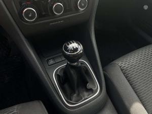 Grey Volkswagen Golf 2011 in Kaunas, with an engine capacity of 1.20 L and mileage of 252 thousand km for 4999 €, photo 16 on AUTOMOTO.COM.LV