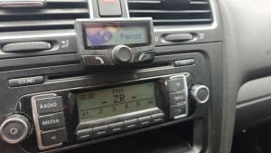 Grey Volkswagen Golf 2011 in Vilnius, with an engine capacity of 1.60 L and mileage of 225 thousand km for 2900 €, photo 12 on AUTOMOTO.COM.LV
