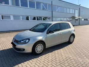 Pelēks Volkswagen Golf 2011 Alīta, ar dzinēja tilpumu 1.97 L un nobraukumu 283 tūkst. km par 5200 €, foto  vietnē AUTOMOTO.COM.LV