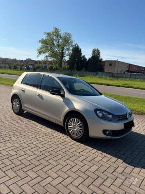 Pelēks Volkswagen Golf 2011 Alīta, ar dzinēja tilpumu 1.97 L un nobraukumu 283 tūkst. km par 5200 €, foto 4 vietnē AUTOMOTO.COM.LV