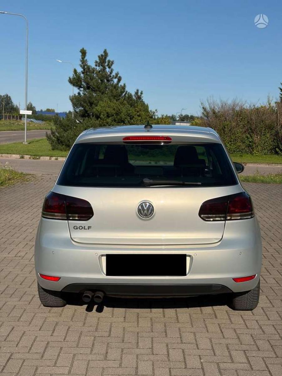 Pelēks Volkswagen Golf 2011 Alīta, ar dzinēja tilpumu 1.97 L un nobraukumu 283 tūkst. km par 5200 €, foto 9 vietnē AUTOMOTO.COM.LV