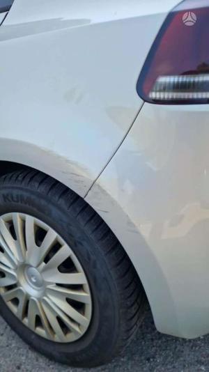 Pelēks Volkswagen Golf 2011 Alīta, ar dzinēja tilpumu 1.97 L un nobraukumu 283 tūkst. km par 5200 €, foto 21 vietnē AUTOMOTO.COM.LV
