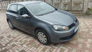 Grey Volkswagen Golf 2011 in Vilnius, with an engine capacity of 1.60 L and mileage of 225 thousand km for 2900 €, photo  on AUTOMOTO.COM.LV