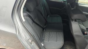 Grey Volkswagen Golf 2011 in Vilnius, with an engine capacity of 1.60 L and mileage of 225 thousand km for 2900 €, photo 10 on AUTOMOTO.COM.LV