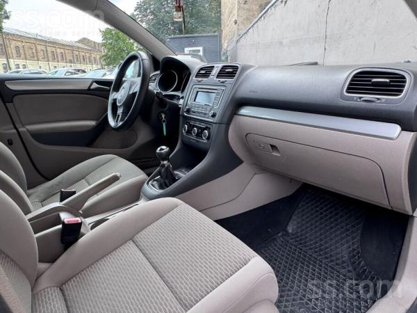 Pelēks Volkswagen Golf 2011 Rīga, ar dzinēja tilpumu 1.60 L un nobraukumu 221 tūkst. km par 2490 €, foto 7 vietnē AUTOMOTO.COM.LV