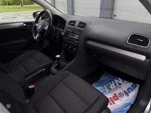Pelēks Volkswagen Golf 2011 Kretinga, ar dzinēja tilpumu 1.20 L un nobraukumu 237 tūkst. km par 4200 €, foto 20 vietnē AUTOMOTO.COM.LV
