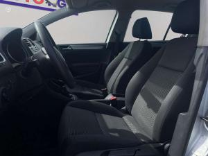 Pelēks Volkswagen Golf 2011 Kauņa, ar dzinēja tilpumu 1.20 L un nobraukumu 252 tūkst. km par 4999 €, foto 15 vietnē AUTOMOTO.COM.LV