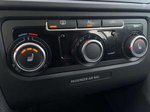Pelēks Volkswagen Golf 2011 Kauņa, ar dzinēja tilpumu 1.20 L un nobraukumu 252 tūkst. km par 4999 €, foto 17 vietnē AUTOMOTO.COM.LV