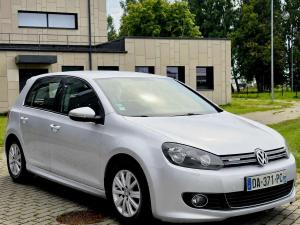 Pelēks Volkswagen Golf 2011 Tauragė, ar dzinēja tilpumu 1.60 L un nobraukumu 275 tūkst. km par 4300 €, foto 4 vietnē AUTOMOTO.COM.LV