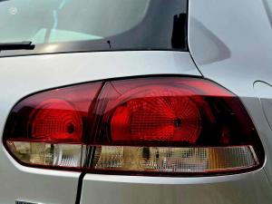 Pelēks Volkswagen Golf 2011 Tauragė, ar dzinēja tilpumu 1.60 L un nobraukumu 275 tūkst. km par 4300 €, foto 15 vietnē AUTOMOTO.COM.LV