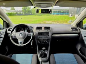 Pelēks Volkswagen Golf 2011 Tauragė, ar dzinēja tilpumu 1.60 L un nobraukumu 275 tūkst. km par 4300 €, foto 16 vietnē AUTOMOTO.COM.LV