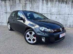 Grey Volkswagen Golf 2011 in Vilnius, with an engine capacity of 1.98 L and mileage of 234 thousand km for 5999 €, photo 3 on AUTOMOTO.COM.LV