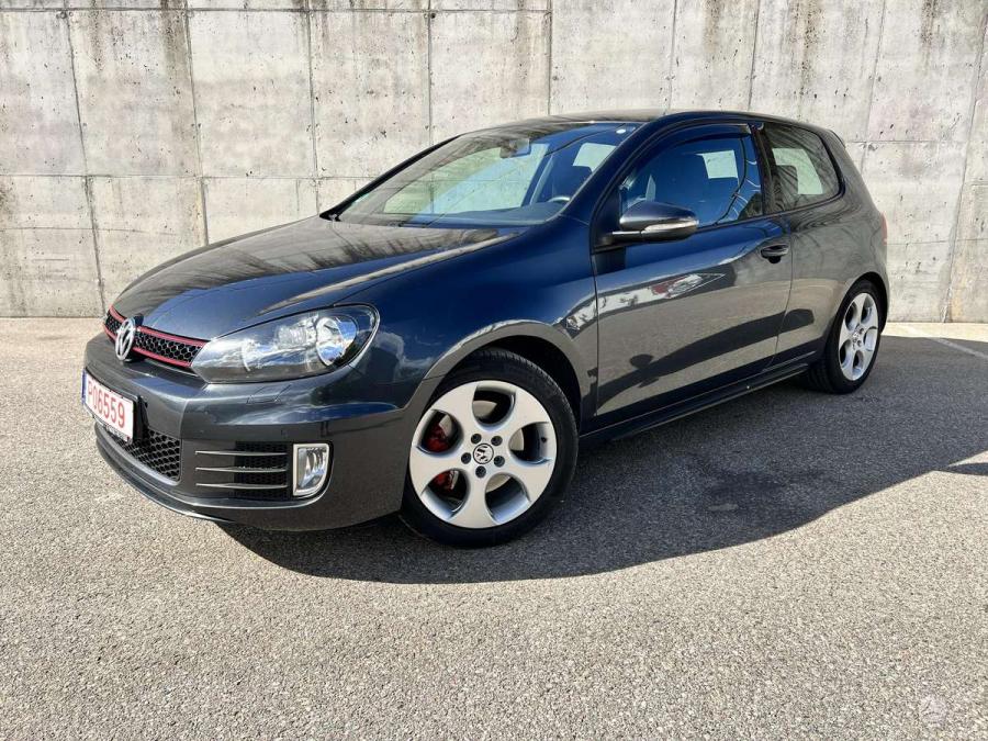 Grey Volkswagen Golf 2011 in Vilnius, with an engine capacity of 1.98 L and mileage of 234 thousand km for 5999 €, photo 5 on AUTOMOTO.COM.LV