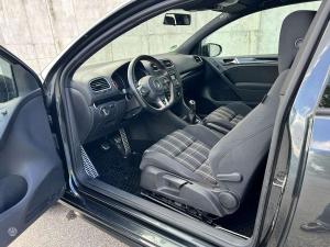 Grey Volkswagen Golf 2011 in Vilnius, with an engine capacity of 1.98 L and mileage of 234 thousand km for 5999 €, photo 16 on AUTOMOTO.COM.LV