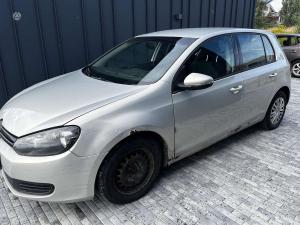 Grey Volkswagen Golf 2011 in Vilnius, with an engine capacity of 1.60 L and mileage of 237 thousand km for 2700 €, photo 3 on AUTOMOTO.COM.LV
