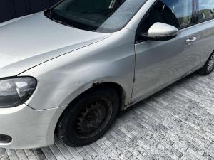 Grey Volkswagen Golf 2011 in Vilnius, with an engine capacity of 1.60 L and mileage of 237 thousand km for 2700 €, photo 9 on AUTOMOTO.COM.LV