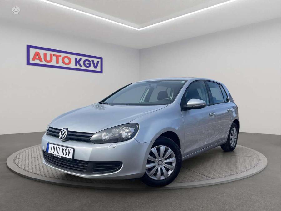 Pelēks Volkswagen Golf 2011 Kauņa, ar dzinēja tilpumu 1.20 L un nobraukumu 252 tūkst. km par 4999 €, foto 1 vietnē AUTOMOTO.COM.LV